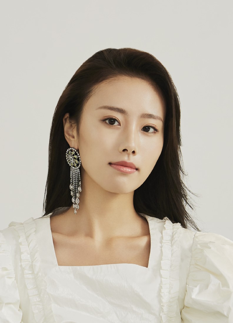 Li Jing Actress 60 Photos - Moonagedaydream.film